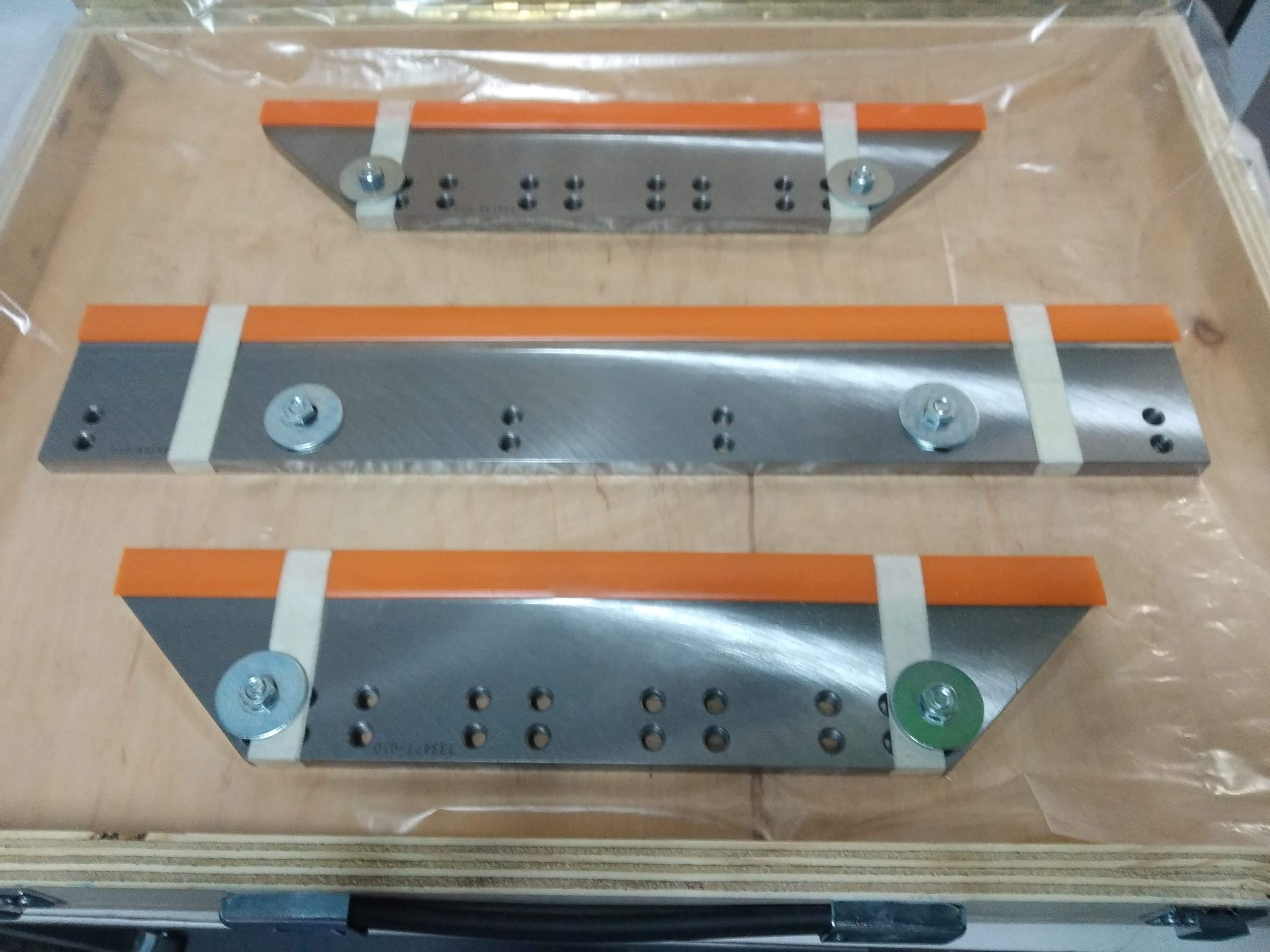 3671.0038 - Merit knife set in HM • Manugraf, LDA.